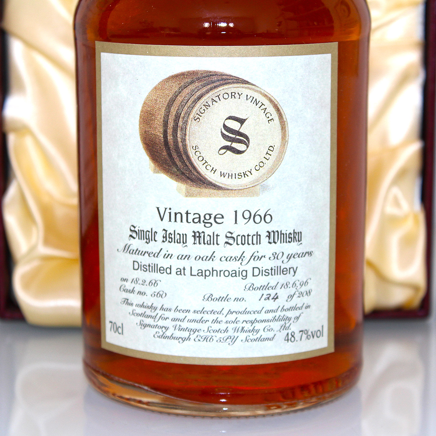 Laphroaig 1966 Signatory Vintage 30 Years | Whisky-Ankauf